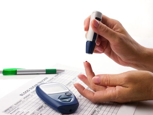 8 Signs of Blood Sugar Imbalance | Healthy Living