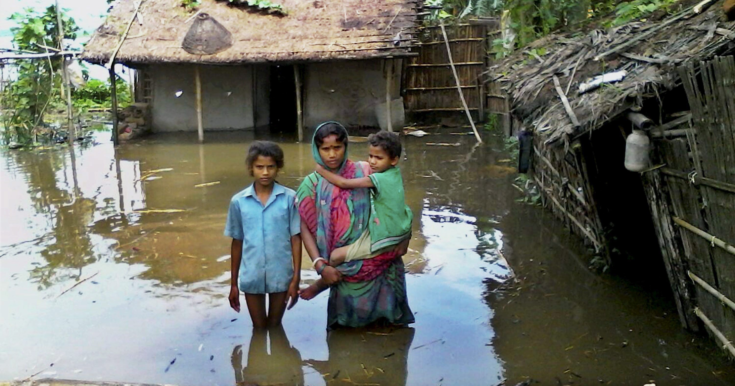 Bihar Flood Survivors Are So Desperate For Food They Have Started ...