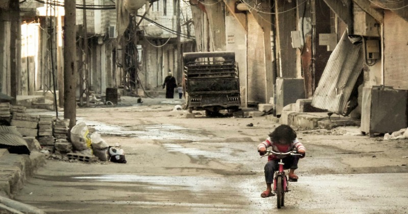 As Assad Forces Take Aim At Aleppo, Besieged City Fears Worst Massacre ...