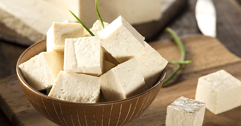 Instead Of Buying Paneer From The Store, Learn How To Make It At Home!
