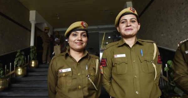 These Two Courageous Women Cops Rescued A Girl Who Was Almost Kidnapped ...