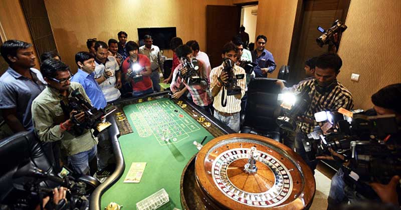 Cops Unearth Flourishing Casino Culture In Delhi; Here's How Gambling ...