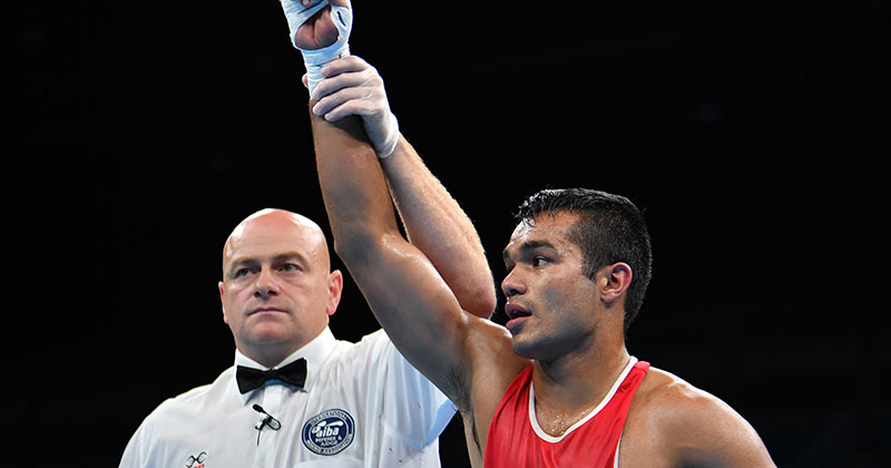 Big Honour For Vikas Krishnan As He Is To Receive Best Boxer Award At ...