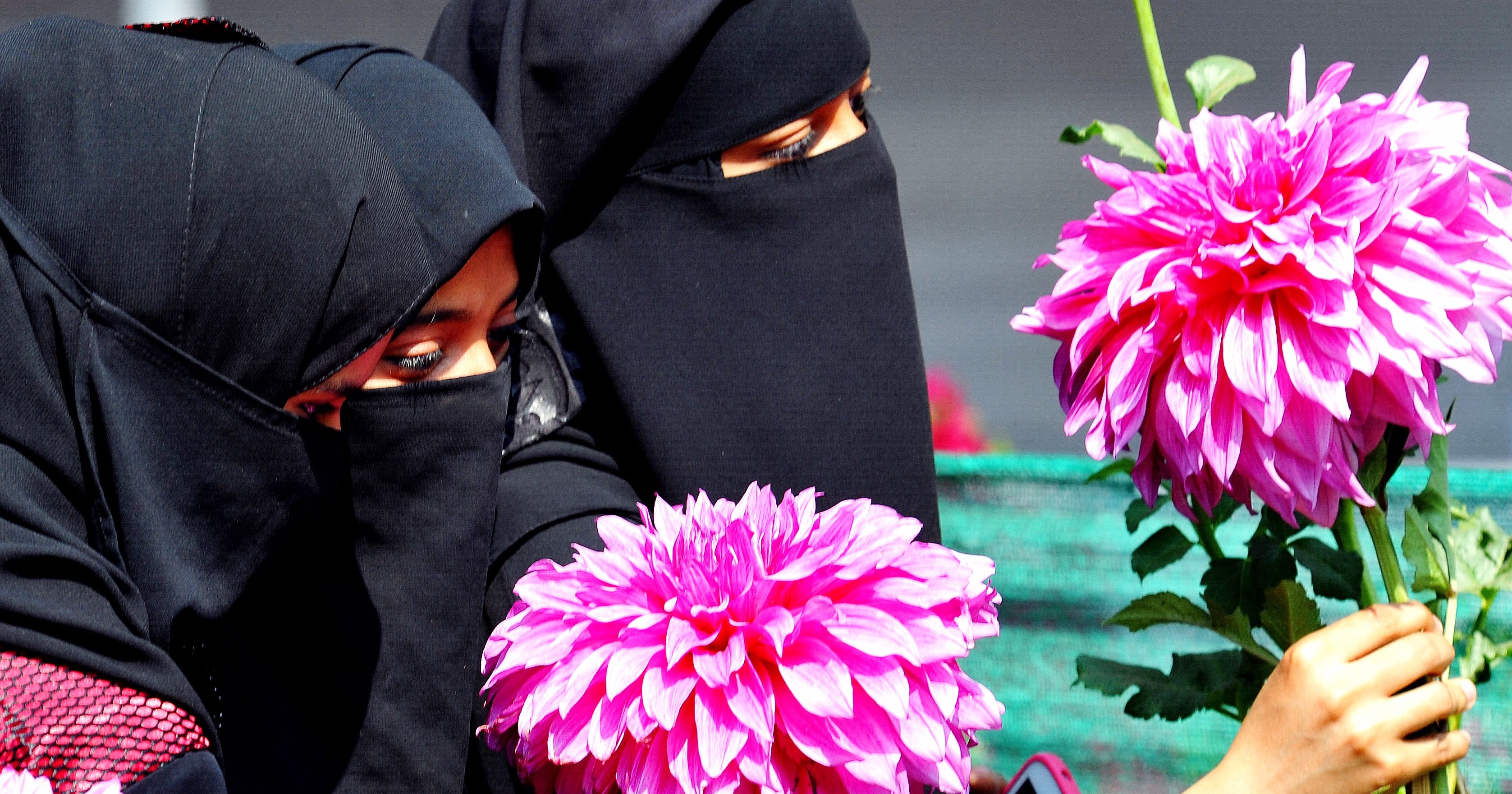 Muslim Women Welcome Govt's Triple Talaq Stand, Want Ban At The Earliest