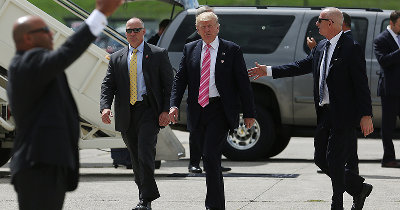 19 Pictures That Show How The Secret Service Works To Ensure The Safety ...