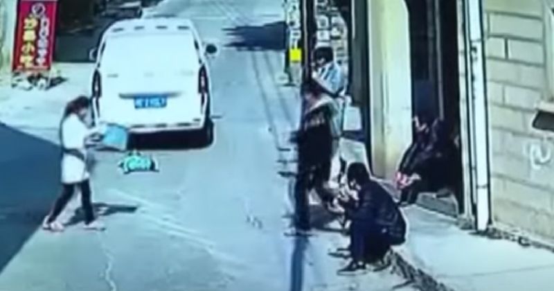 Chinese Toddler Miraculously Survives After Being Run Over By A Minivan