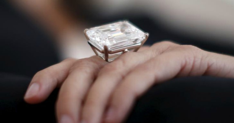 Diamonds To Replace GPS? Scientists Believe The Gems Can Very Soon ...
