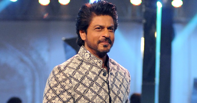 SRK Rushes Photographer To A Hospital Who Jumped In Front Of The Actor ...