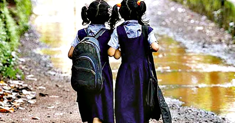 Kind-Hearted School Students In Kerala Raise Rs 4.5 Lakhs To Help Build ...