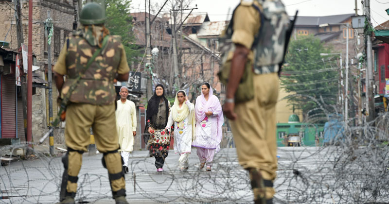Mob Chase Srinagar Tourists Mistaking Them For Braid Choppers, Police ...