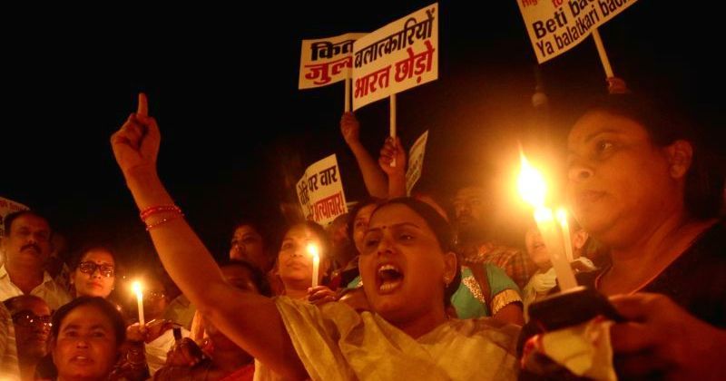 Thousands Scream ‘Hang The Rapists’ At India Gate Hoping The Government ...