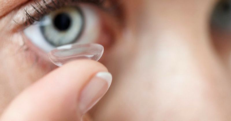A Contact Lens Lay Hidden In This Woman's Eye For 28 Years & She ...