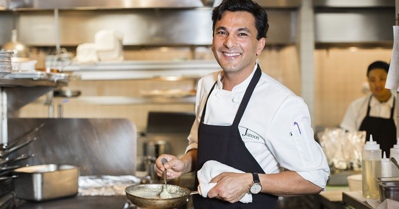 Chef Vikas Khanna Honours Muslim Family That Saved Him During 1992 ...