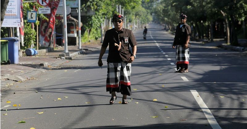Indonesia's Bustling Tourist Destination Bali Went Silent For A Whole ...
