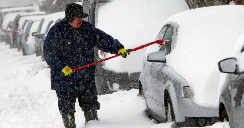 Brave Nurse Treks 3 Hours Through Snow To Treat Patient Who Needed ...