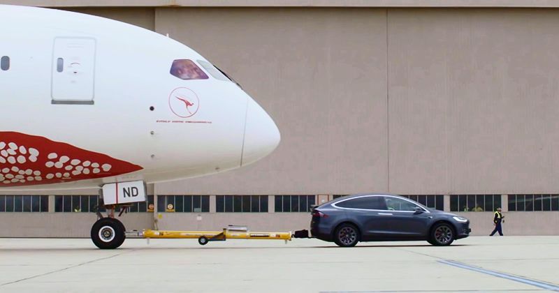 Watch A Tesla Model X Electric SUV Tow A Boeing 787-9 Dreamliner!