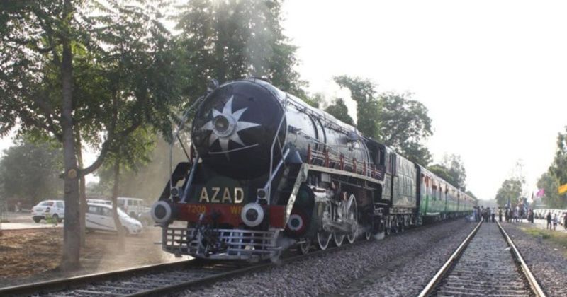 Now You Can Take A Ride On Special Express Train Which Costs Only Rs 10!