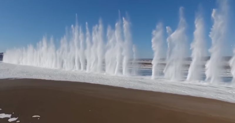 Dramatic Footage Shows Controlled Ice Explosion To Prevent Floods In ...