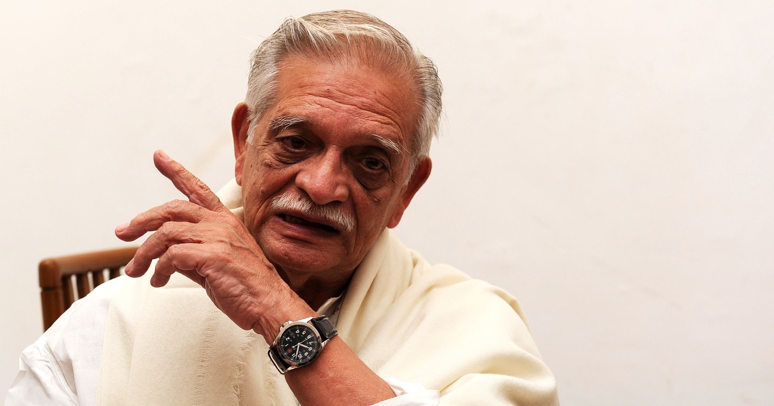 Gulzar Will Not Return To Films, Feels The New Generation Is Doing A ...