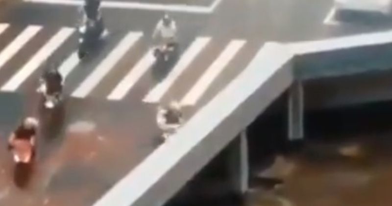 This Optical Illusion Of Vehicles 'Disappearing' From The Bridge Has ...