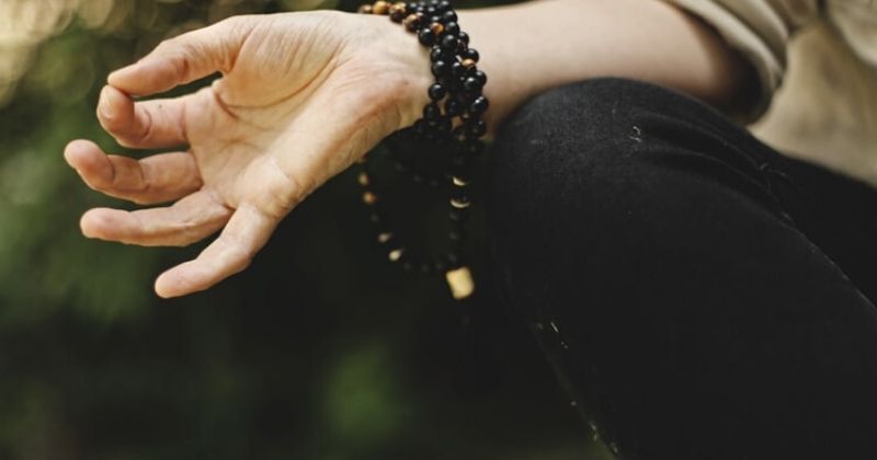 Yoga for Hands and Wrists - How To Guide, Correct Poses, Advantages ...