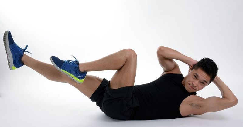 How To Do Ab Rollout Exercise - Beginners, Muscles Worked, Advantages ...