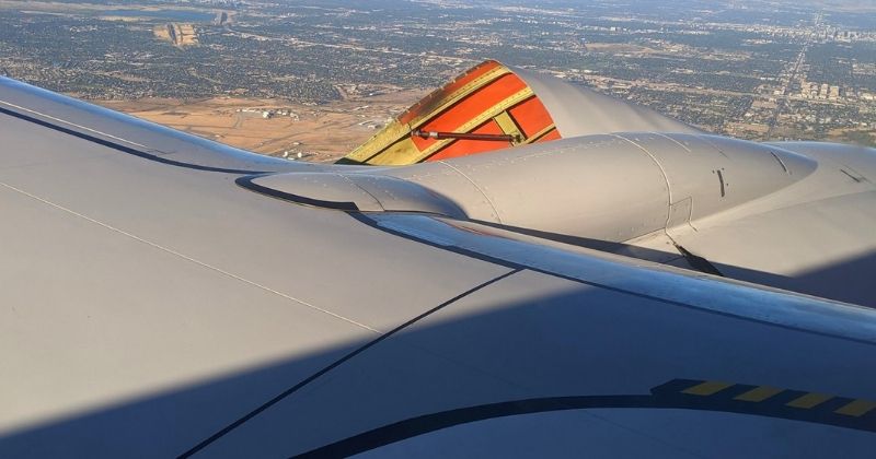 Watch: United Airlines Flight Turns Back After Plane Shakes Violently ...