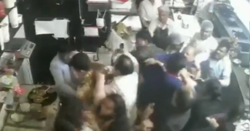 Video: A Brawl Broke Out Between Customers And Staff At A Bhopal ...