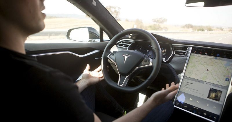 Scary Video Shows Tesla Driver Fall Asleep While Driving Is Autopilot