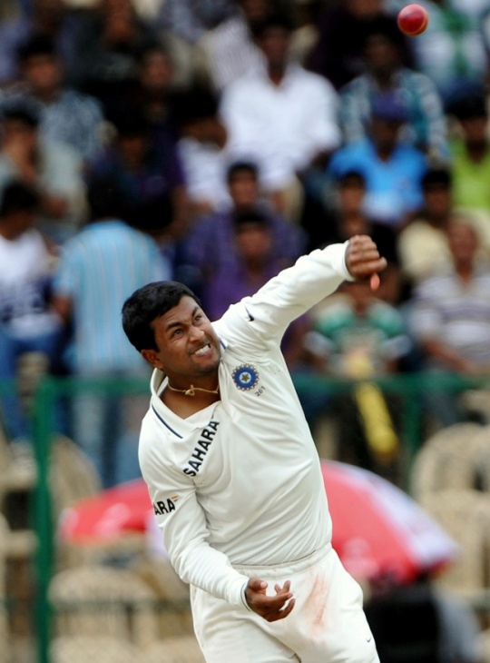 Ojha Achieves 100-Wicket Feat in Tests