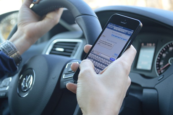 14 Sneaky Ways Technology Is Hurting Your Health, And How To Stop It