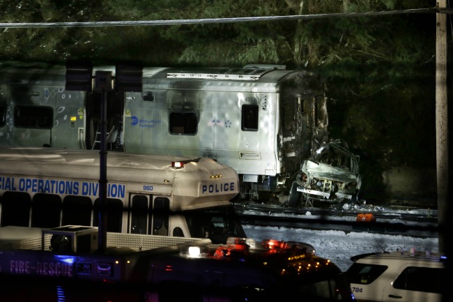 US Commuter Train Smashes Into SUV Which Bursts Into Flames; 7 Killed