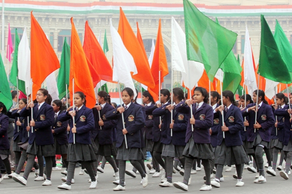 14 Memories From Childhood You Only Associated With Republic Day