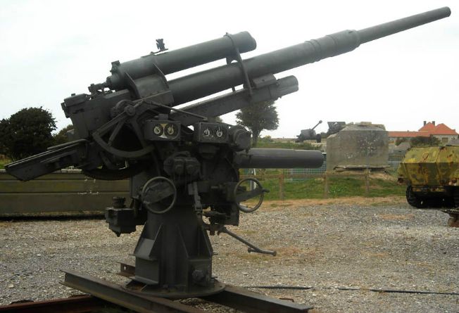 From Flying Tanks To A Tractor. Here Are 12 Of The Weirdest Army Tanks ...