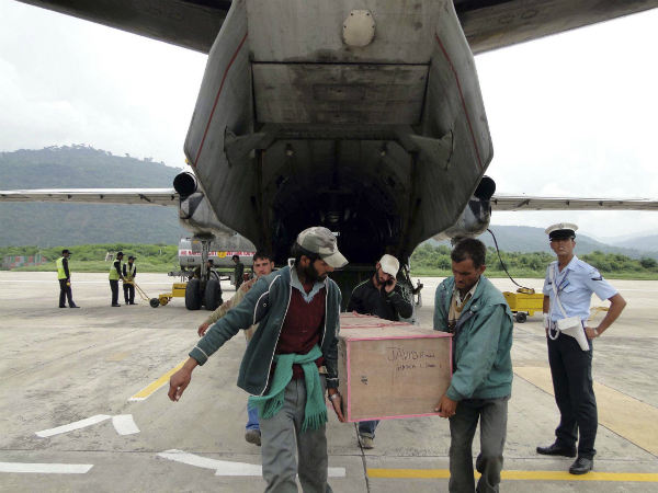 12 Pictures That Prove The Armed Forces Are Our Go-To Response In A ...