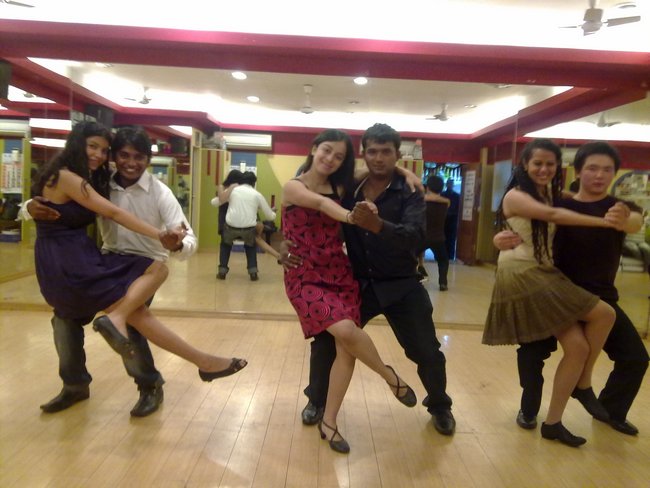 11 Really Energetic Dance Forms That Will Help You Destroy Those Inches