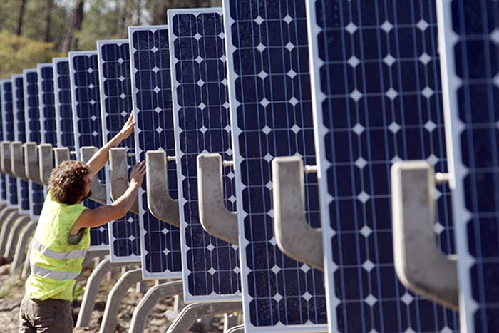 India And France Join Hands To Provide Solar Energy To Developing Countries