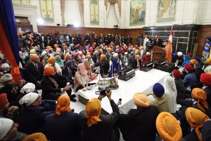Prime Minister Justin Trudeau Celebrating Vaisakhi With Sikh Canadians ...
