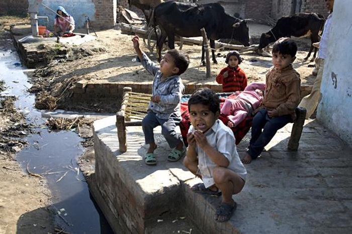 Bundelkhand School Kids Steal Lotas Of All The 'Uncles' Who Defecate In ...