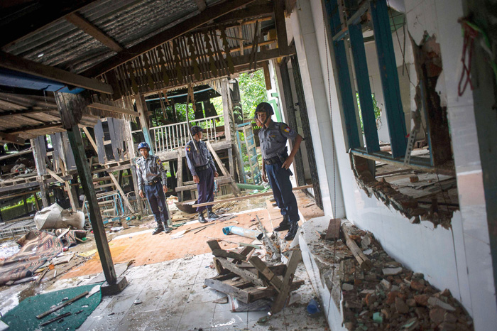 200 Myanmar Buddhists Go On Rampage Through Muslim Area, Destroy Mosque ...