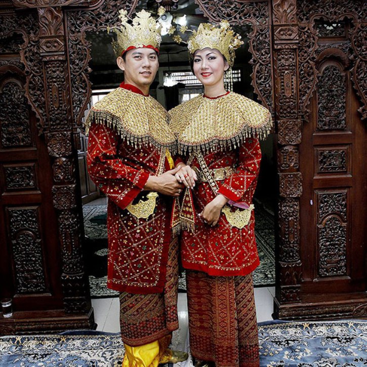 28 Stunning Pictures Of Traditional Wedding Attire From Around The World