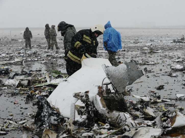 CCTV Footage Shows The Horrifying FlyDubai Crash That Killed All 62 ...