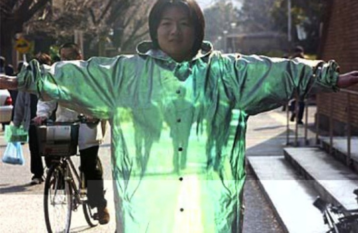 Scientists Just Created The World's First 'Invisibility Cloak'