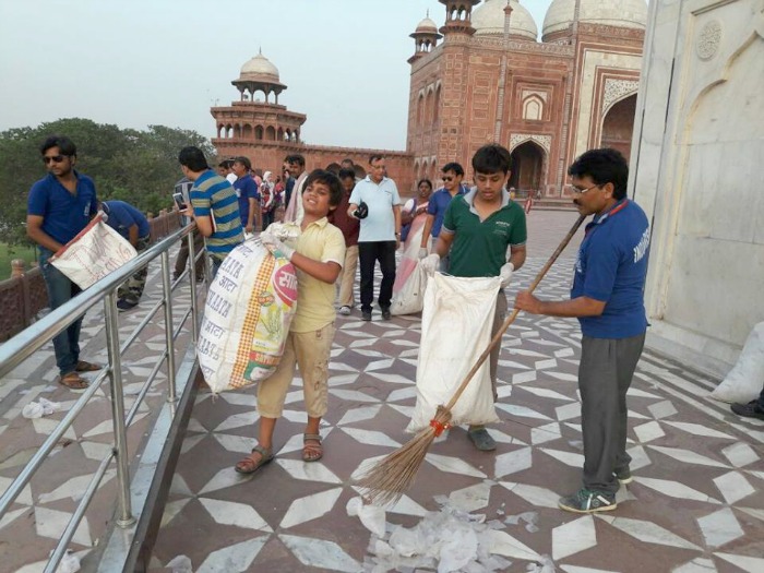 This Cleanliness Drive By Agra Citizens Left Taj Mahal Sparkling Clean ...