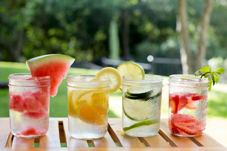 If You're A Stress Eater, Keep These Healthy Snacks Handy