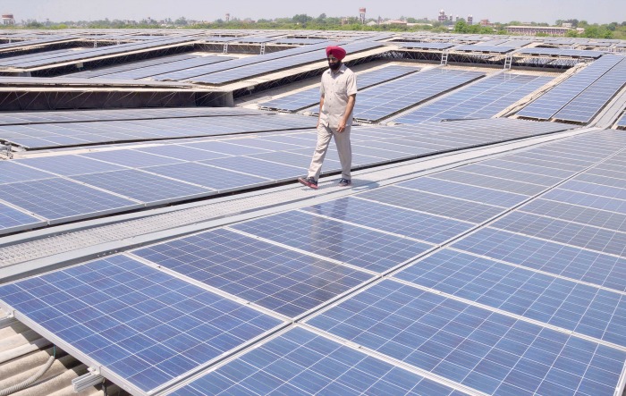 The World's Largest Solar Rooftop Plant Has Just Been Commissioned In ...