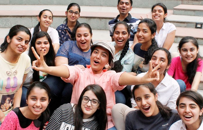 Girls Outshine Boys In The Class 10 CBSE Exams, 96.21 Percent Qualify ...
