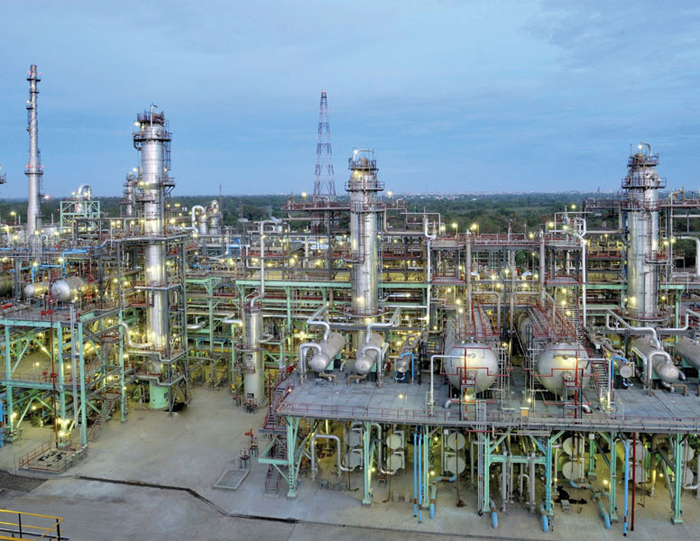 Russia Buys Essar Oil For $13 Billion In India's Largest FDI Deal Ever!