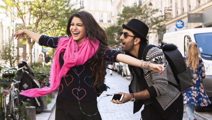 Confirming King Khan's Cameo In The Film, A Scene From ADHM Starring ...