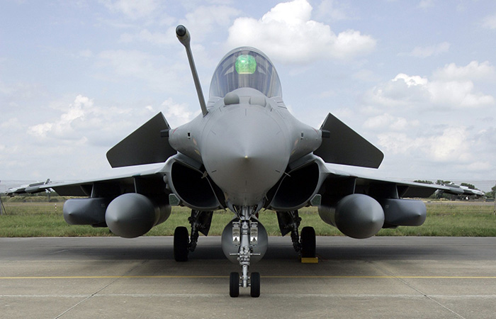 Rafale Deal For 36 Fighter Jets Finally Signed, India To Use Them In A ...